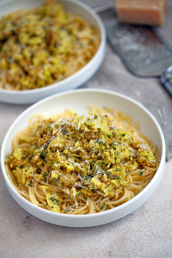 Spaghetti met witte kool & kipgehakt.